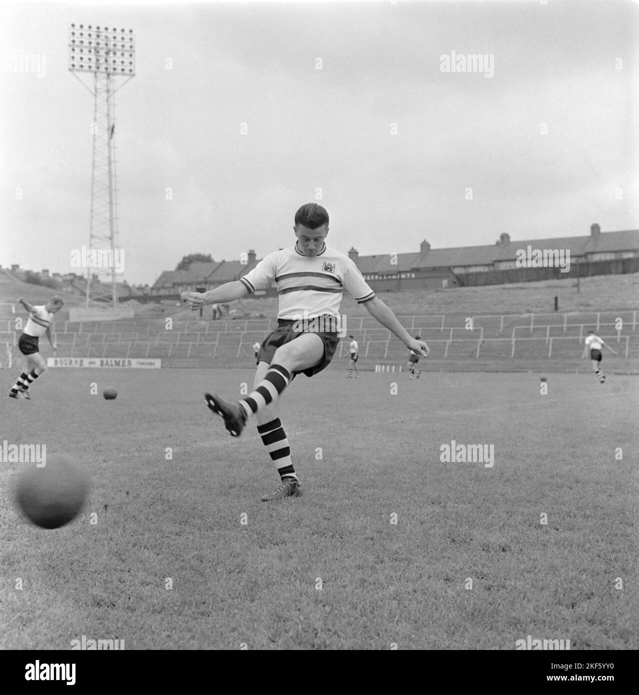 Johnny Byrne, Crystal Palace Stock Photo - Alamy
