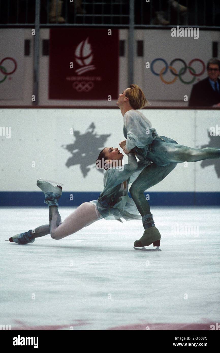 Maya Usova and Alexander Zhulin (Unified Team), bronze medalists Stock ...