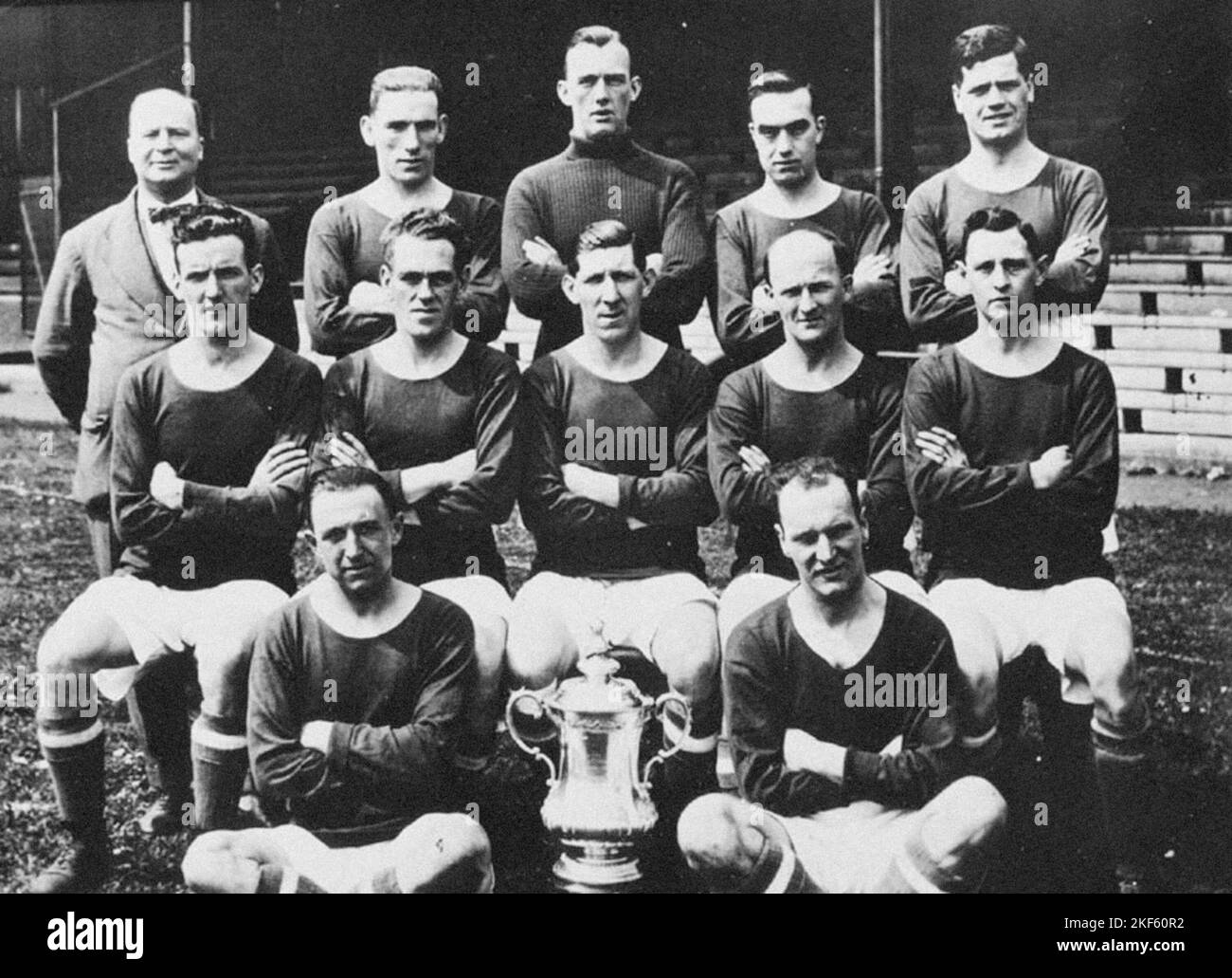 (bacl row l-r) Manager Fred Stewart, James Nelson, Tom Farquharson, Tom ...