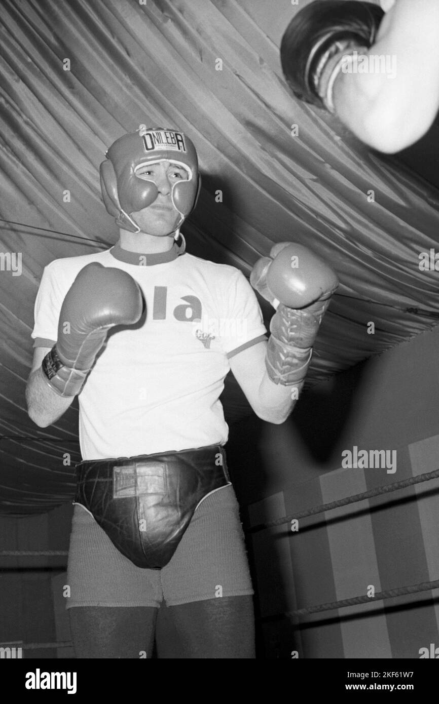 Welterweight boxer John H. Stracey training at Quaglino's, before his ...