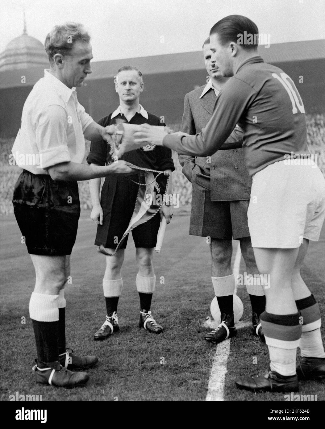 England captain Billy Wright, left, and Hungary captain Ferenc Puskas ...
