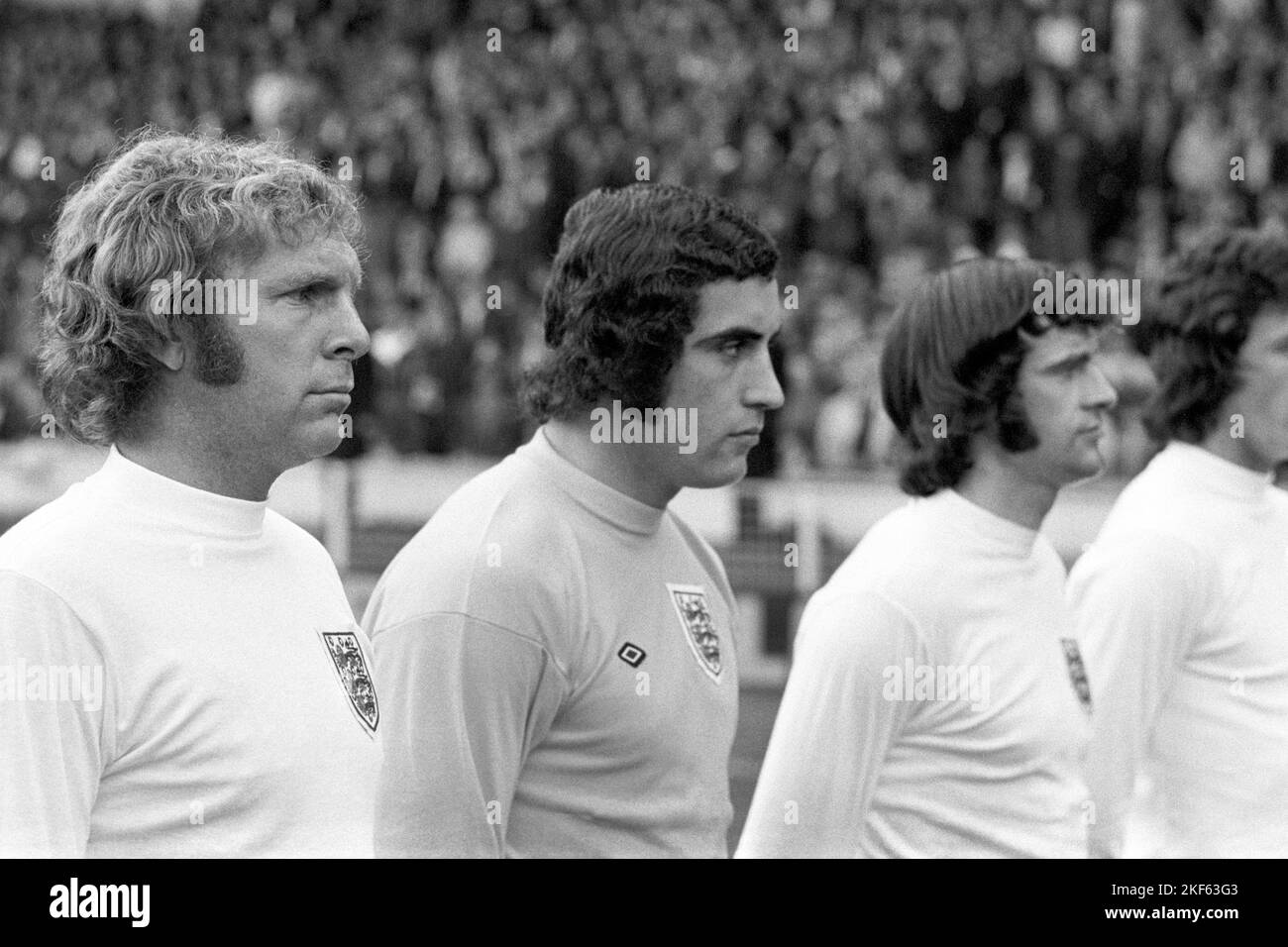 (From left) Bobby Moore, Peter Shilton and Peter Storey Stock Photo - Alamy