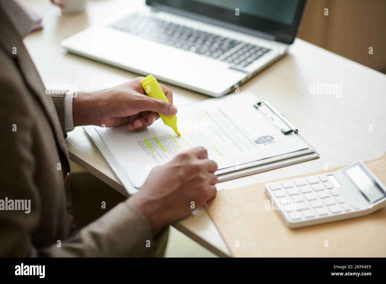 Highlighting key hi-res stock photography and images - Alamy