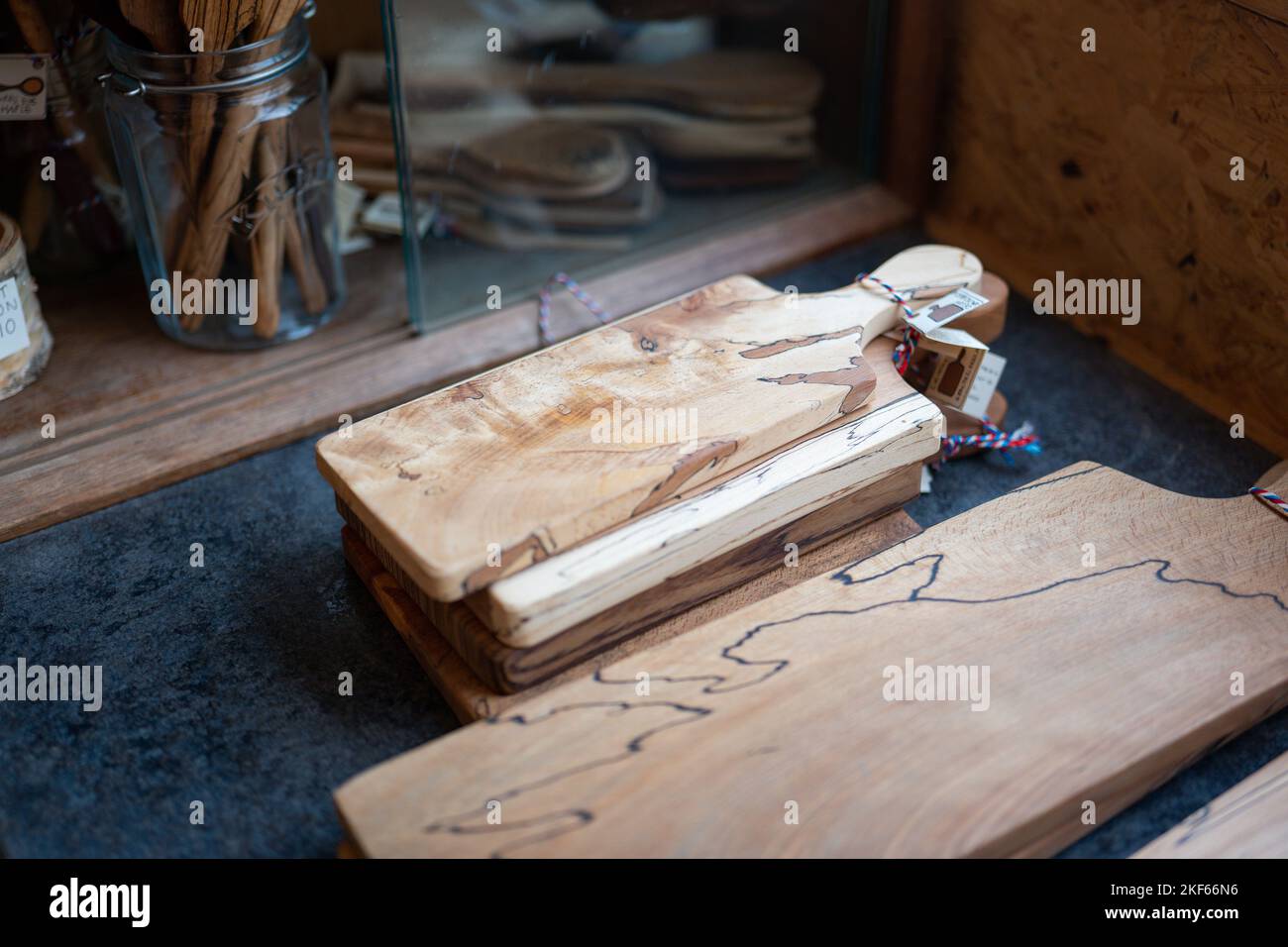 Rosie Brewer, wood carver artist Stock Photo - Alamy