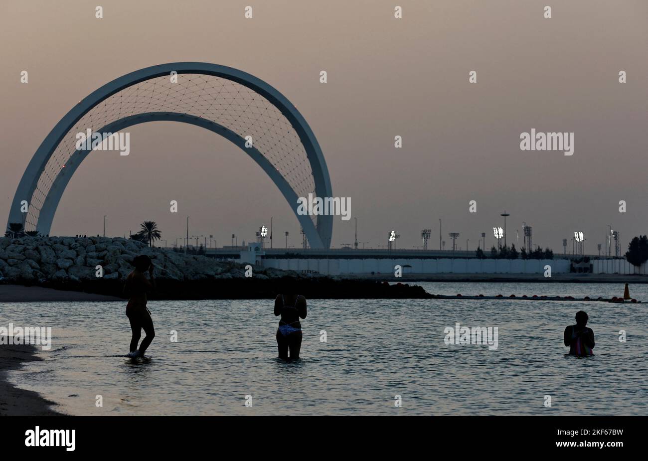 Doha beach club hi-res stock photography and images - Alamy