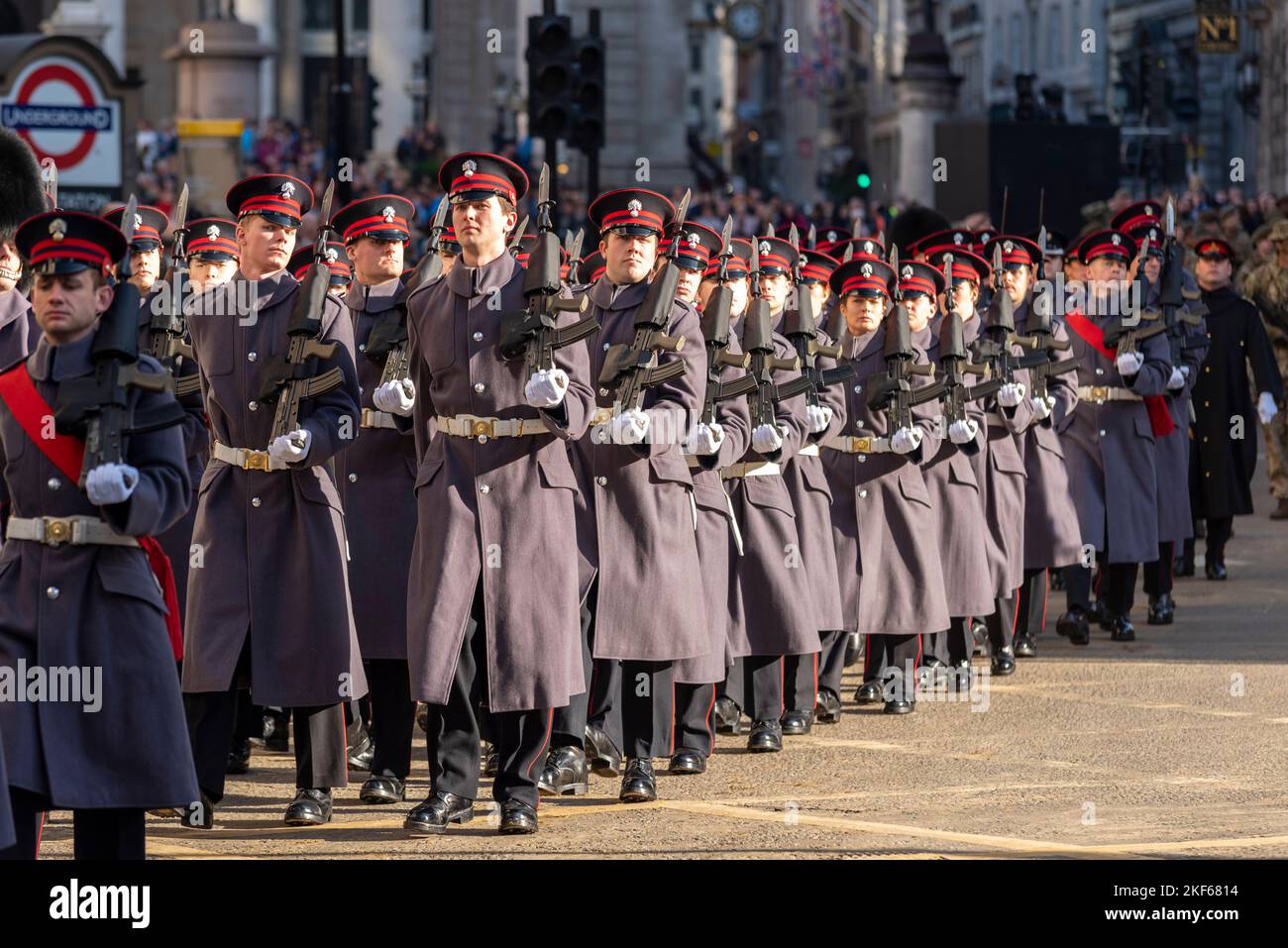 Honourable Artillery Company soldiers marching at the Lord Mayor's Show ...