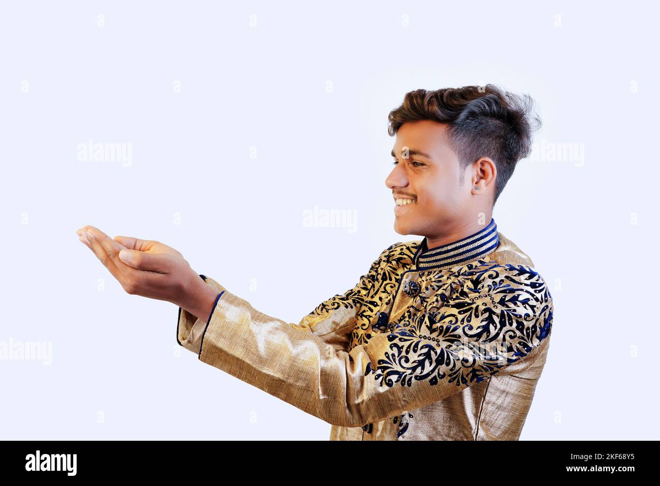 Folded thumb hi-res stock photography and images - Alamy