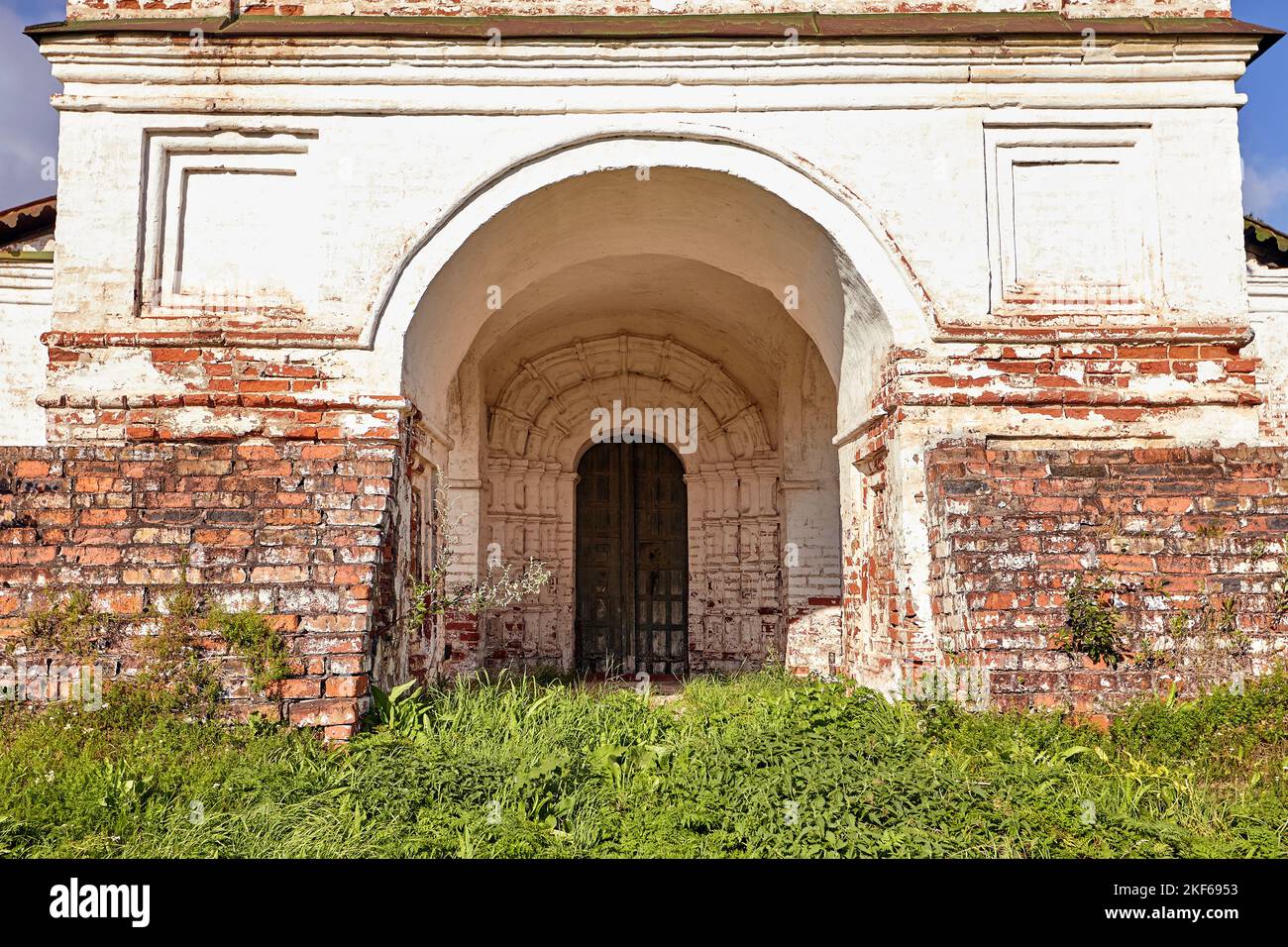 Locked wooden door of the old orthodox church Stock Photo - Alamy