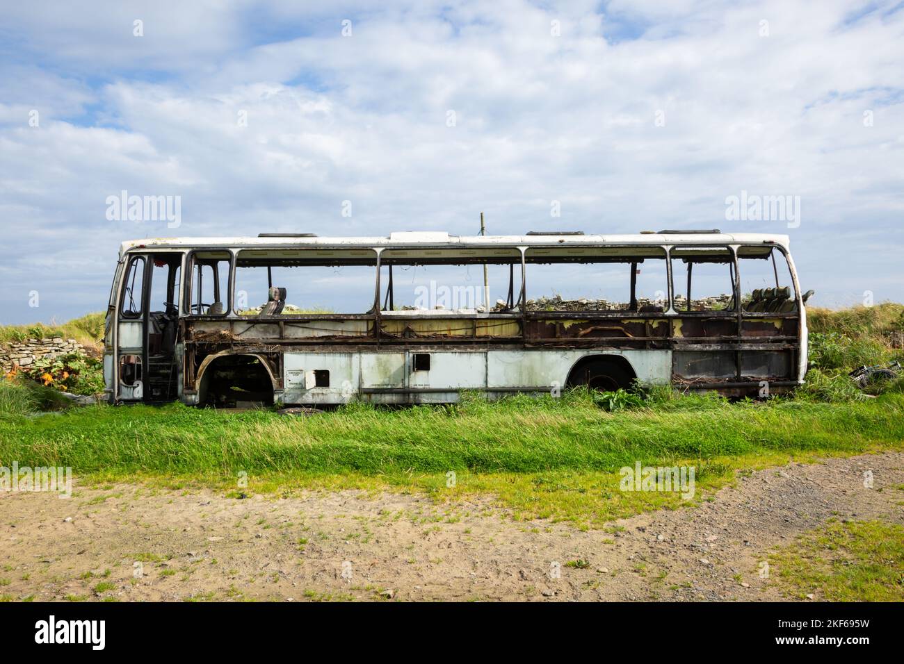 Rural scotland bus 2022 hi-res stock photography and images - Alamy