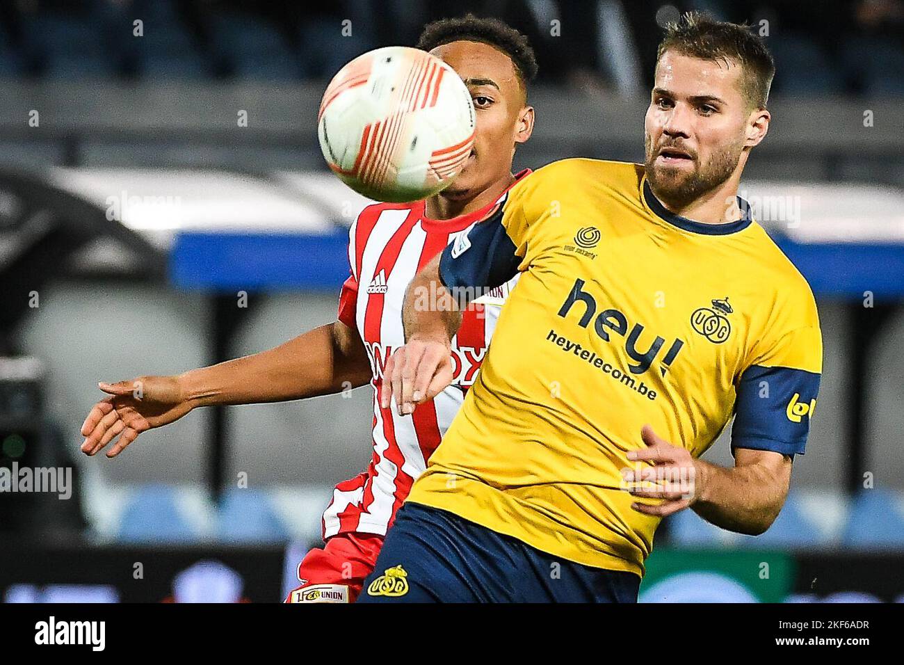 Bart NIEUWKOOP of Royale Union Saint Gilloise and Jamie LEWELING of ...