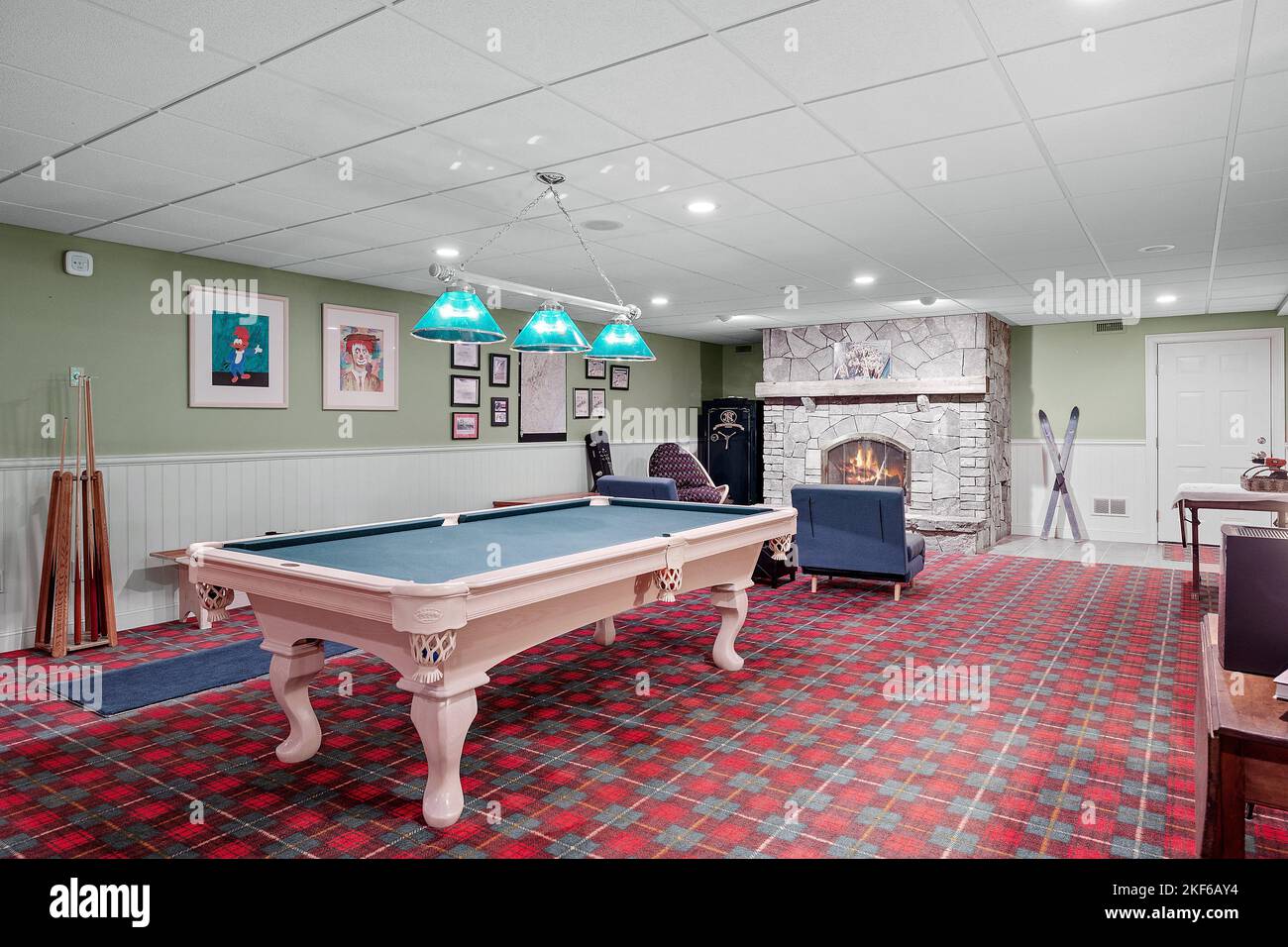 Billiard room with fireplace hi-res stock photography and images - Alamy