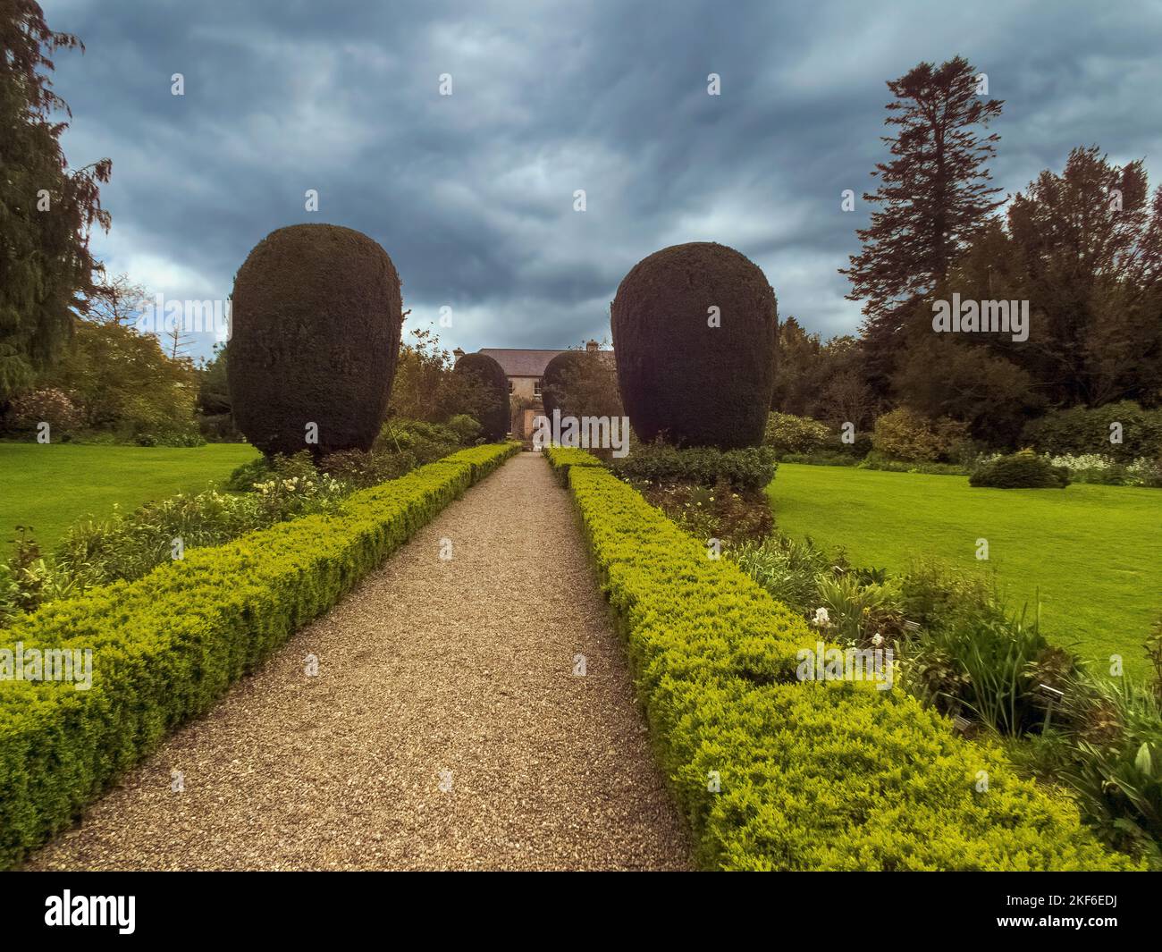 Altamont gardens ireland hi-res stock photography and images - Alamy