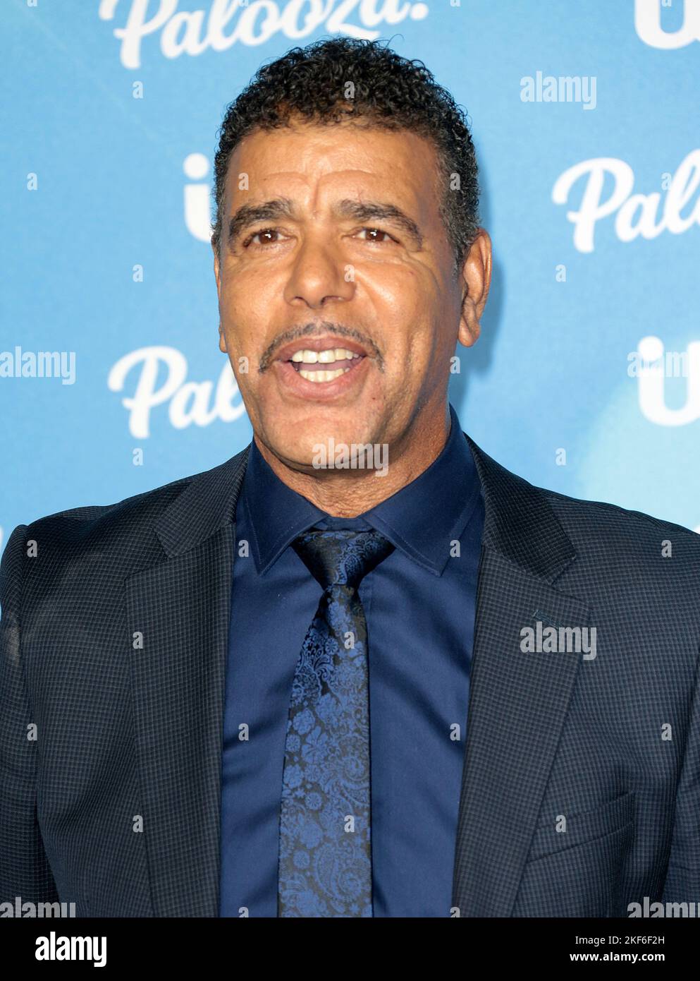 Chris kamara 2022 hi-res stock photography and images - Alamy