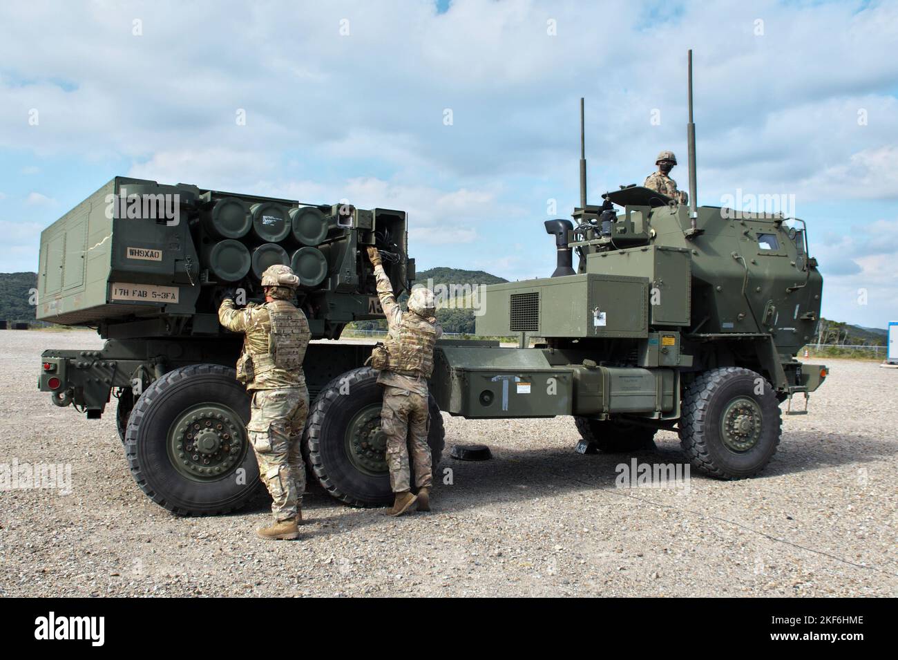 Amami, Japan. 16th Nov, 2022. U.S. Marines soldiers demonstrate the ...