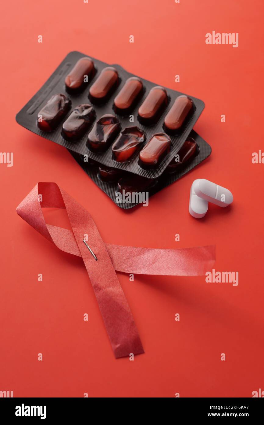 Red ribbon hiv stethoscope hi-res stock photography and images - Alamy