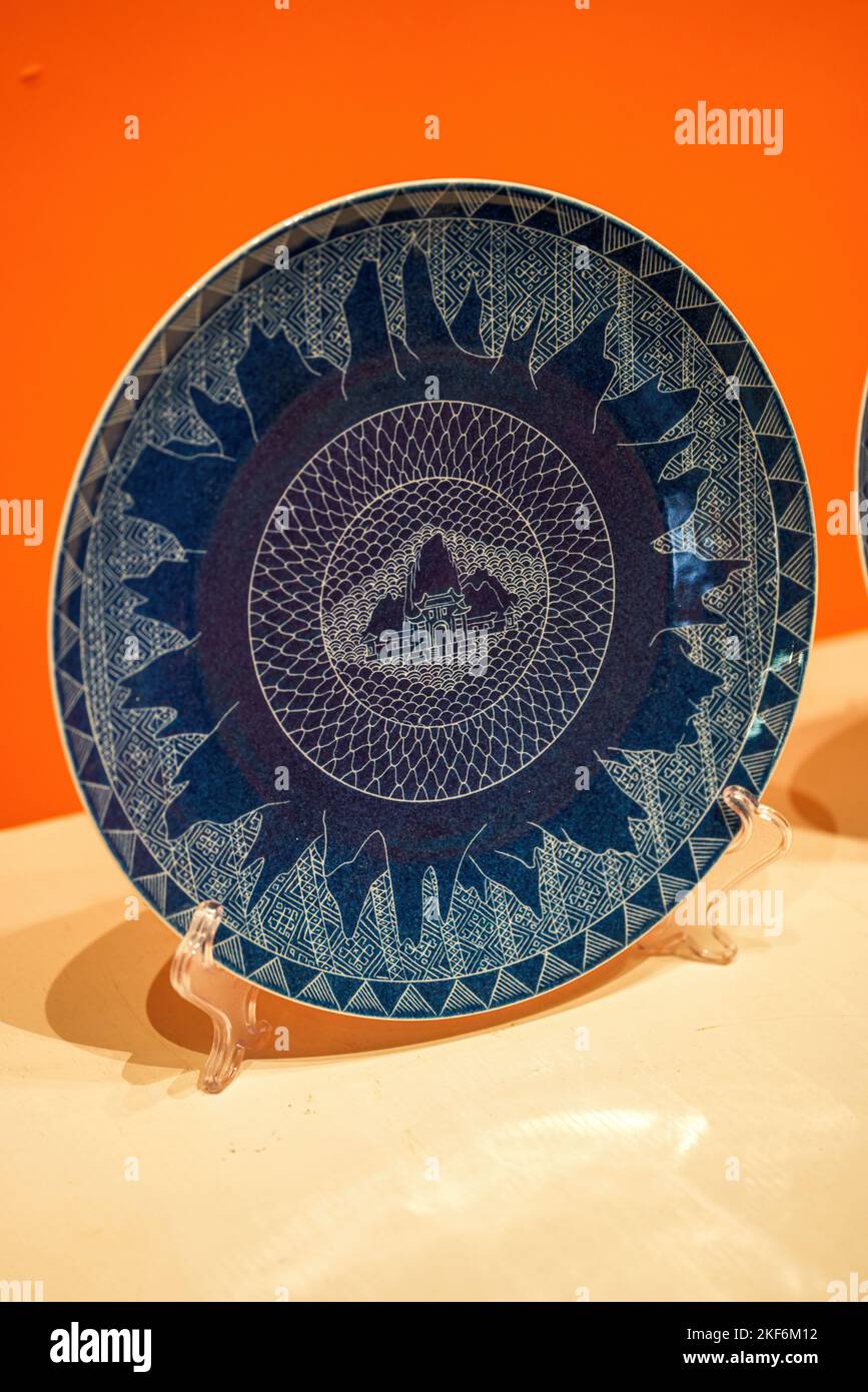 Cutlery dinner blue lighting hi-res stock photography and images - Alamy