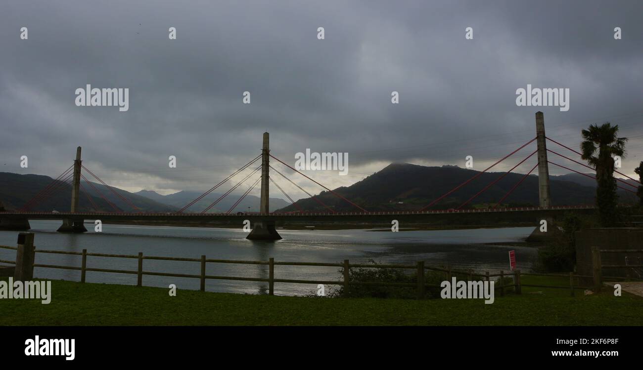 Viaducto de colindres hi-res stock photography and images - Alamy