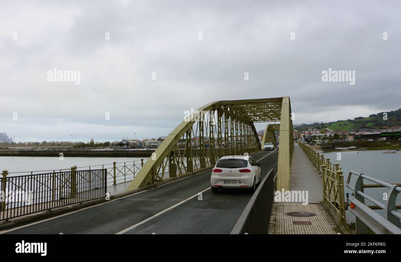 Bowstring arch truss bridge hi-res stock photography and images - Alamy