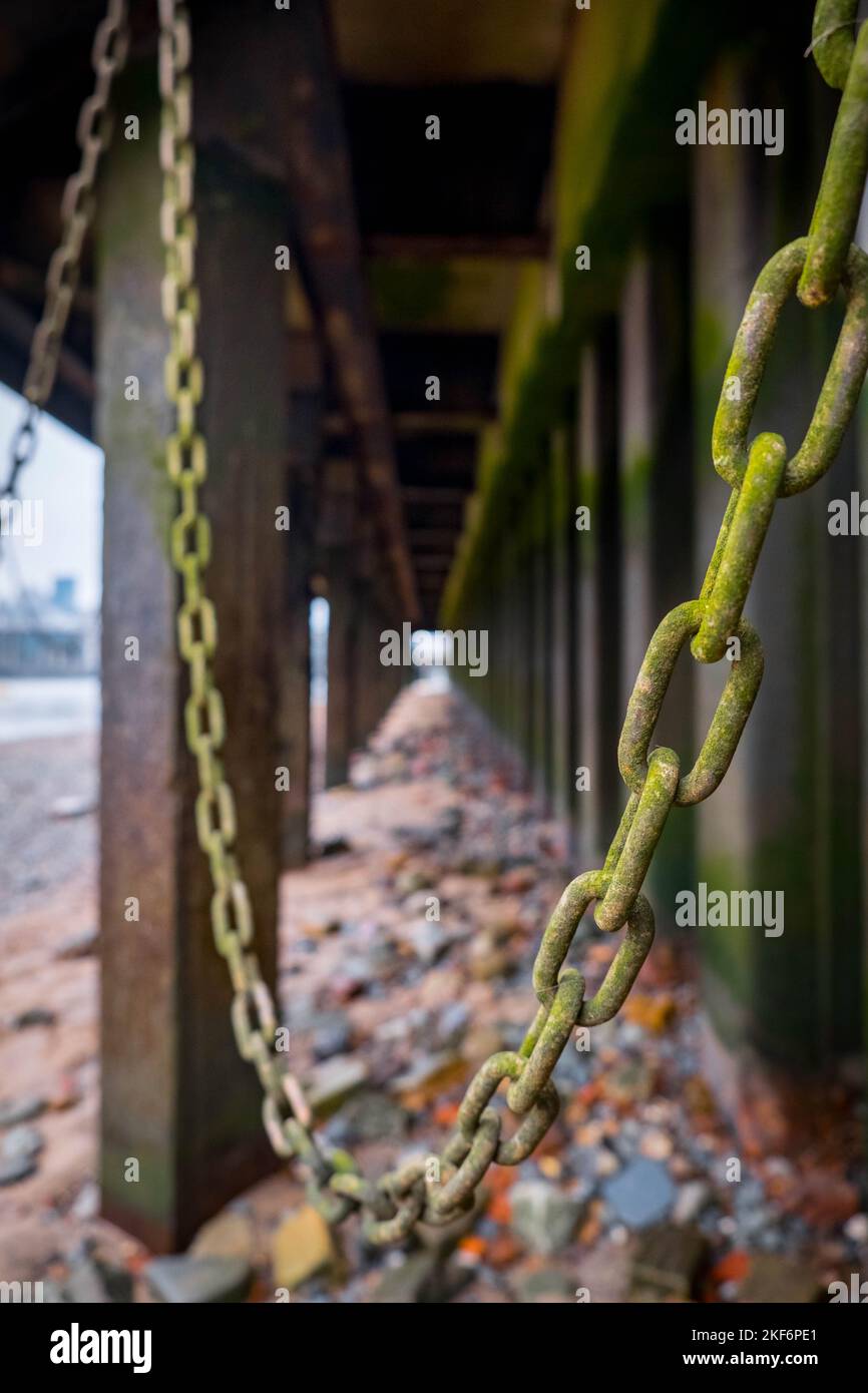 Thames embarkment hi-res stock photography and images - Alamy