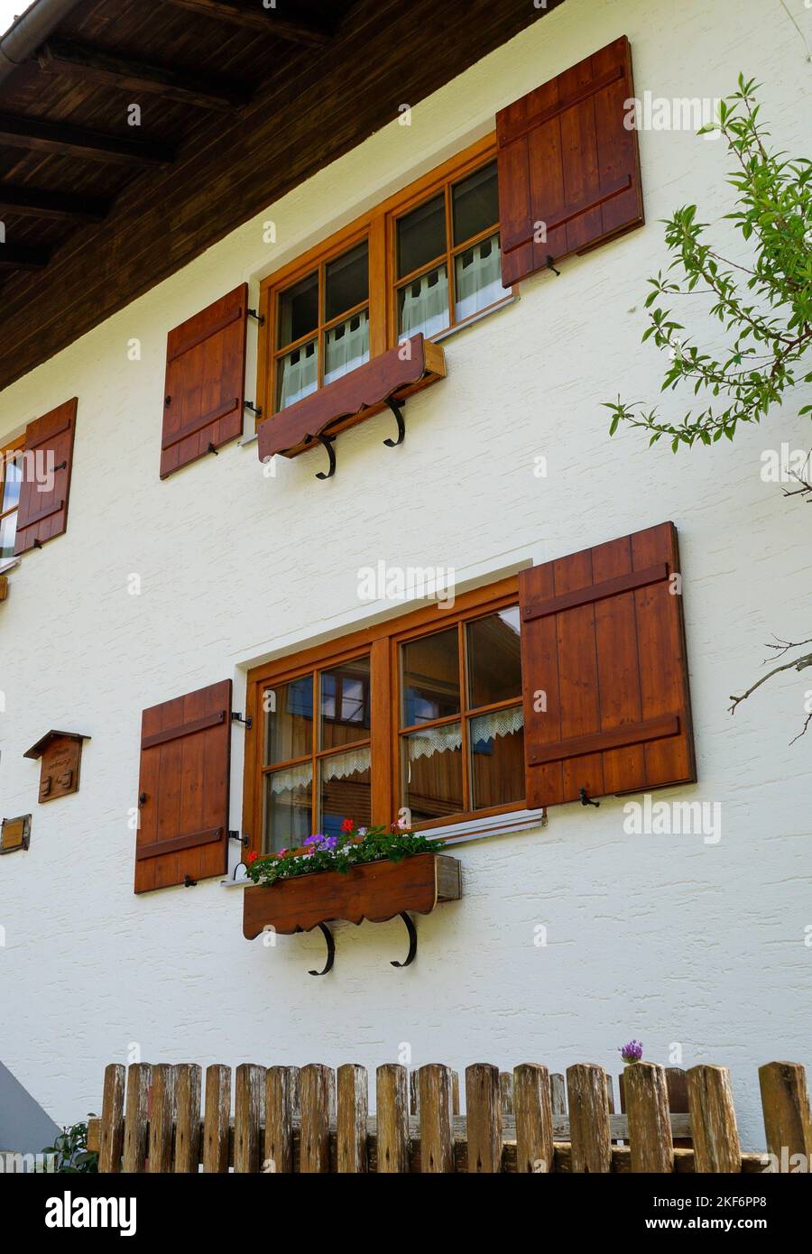 Traditional wooden alpine house hi-res stock photography and images - Alamy