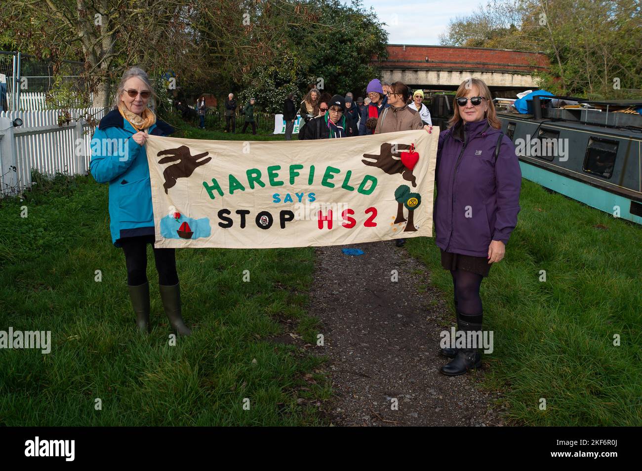 Harefield, UK. 16th November, 2022. A Stop HS2 Water Justice protest ...