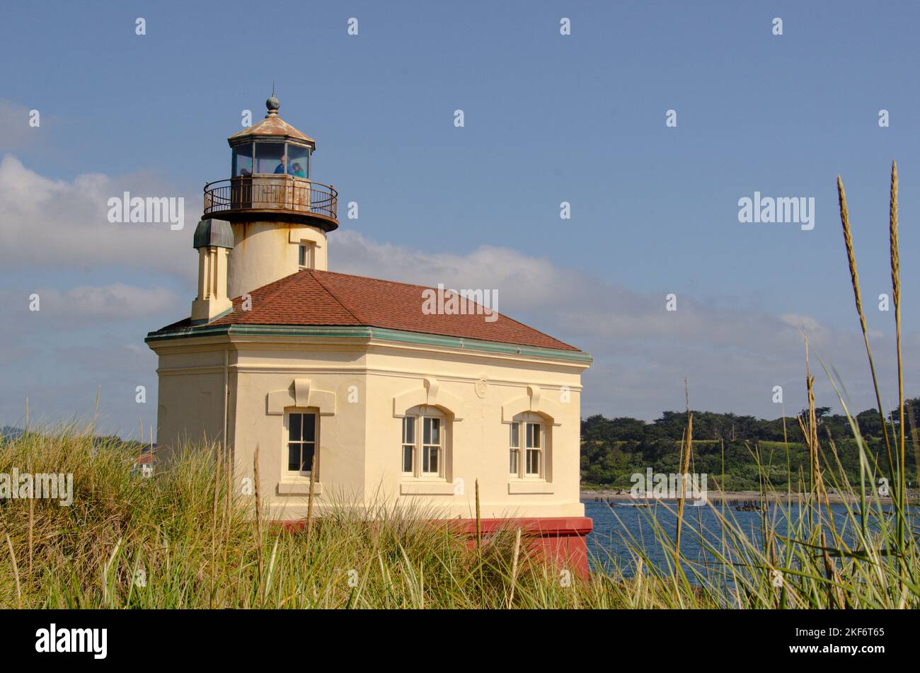 Coquille River Lighthouse in Bandon, Oregon Stock Photo - Alamy
