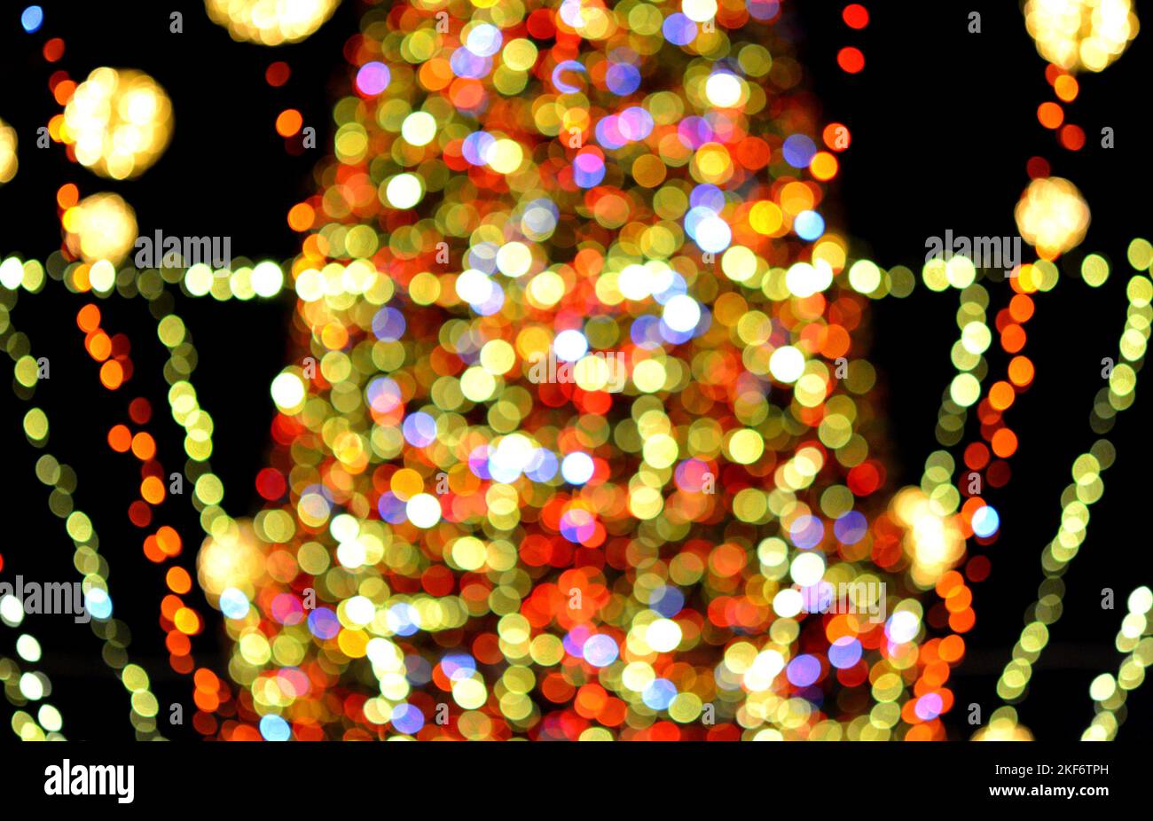 Luminous white backdrop hi-res stock photography and images - Alamy