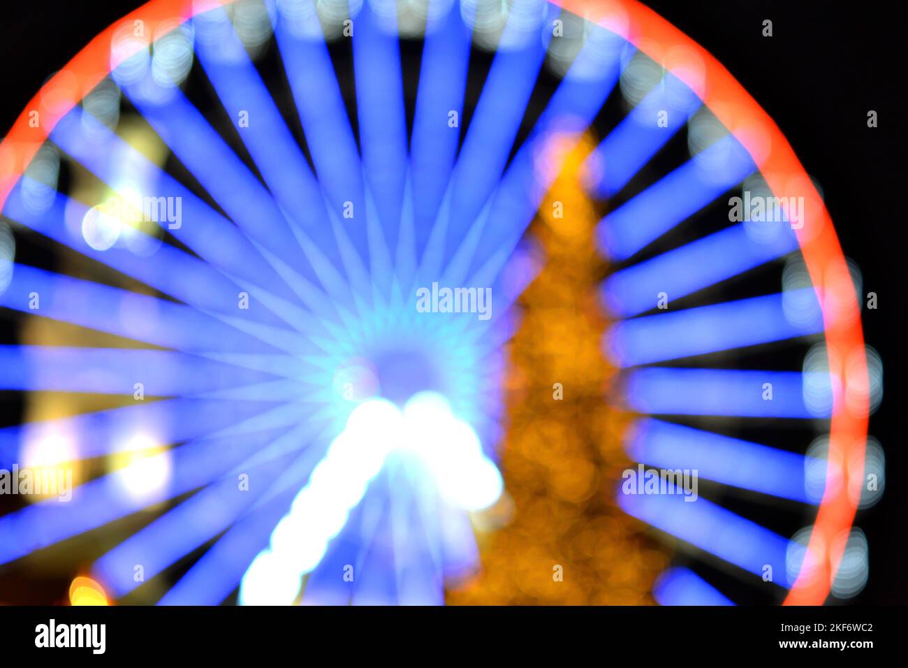 New yellow backdrop hi-res stock photography and images - Alamy