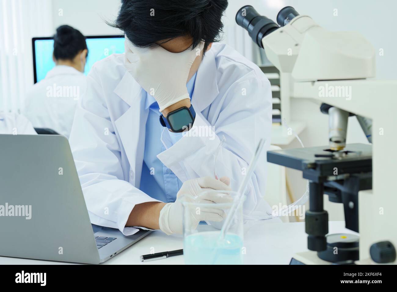 University research laboratories hi-res stock photography and images ...