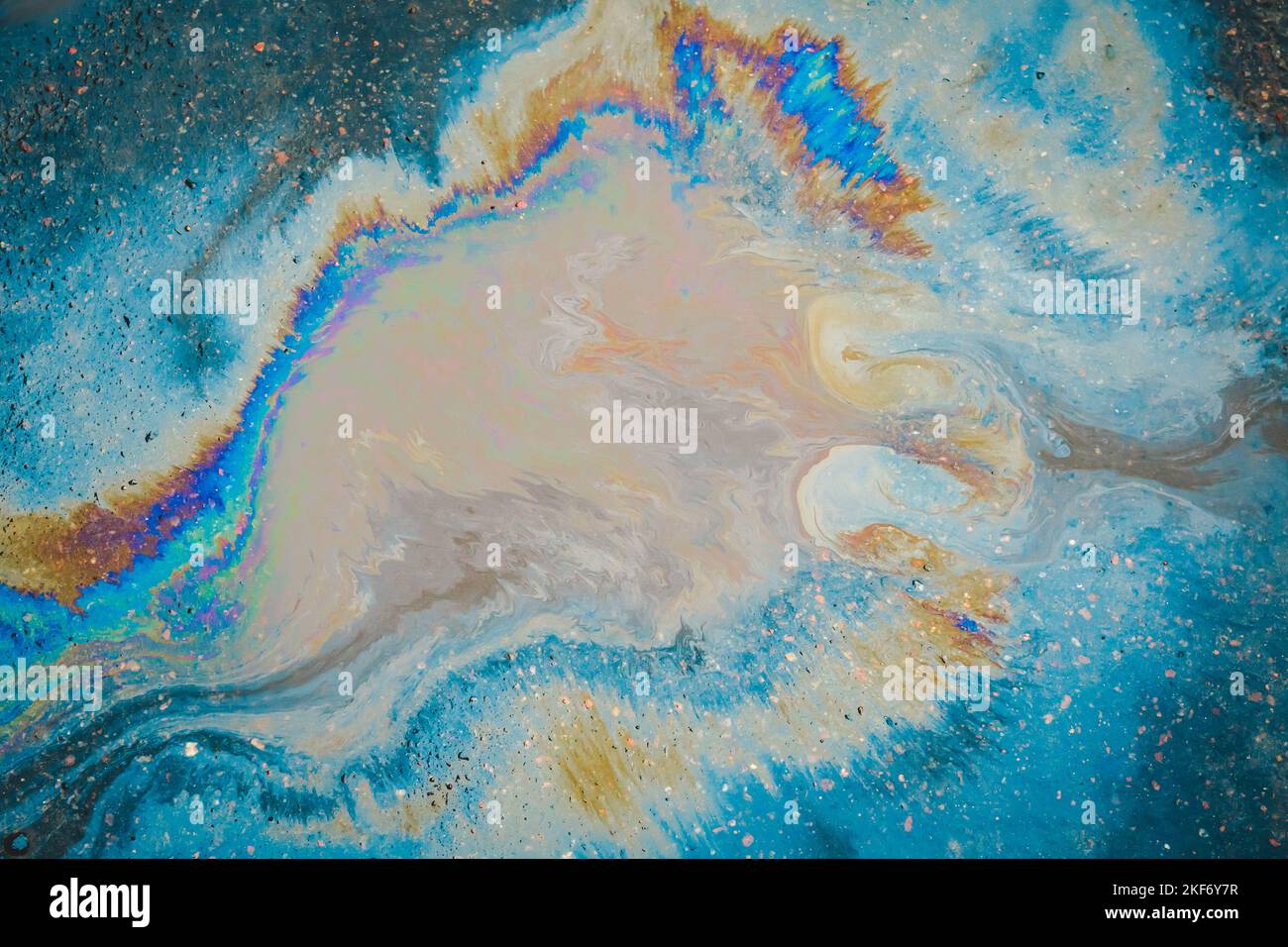 Oil traces hi-res stock photography and images - Alamy