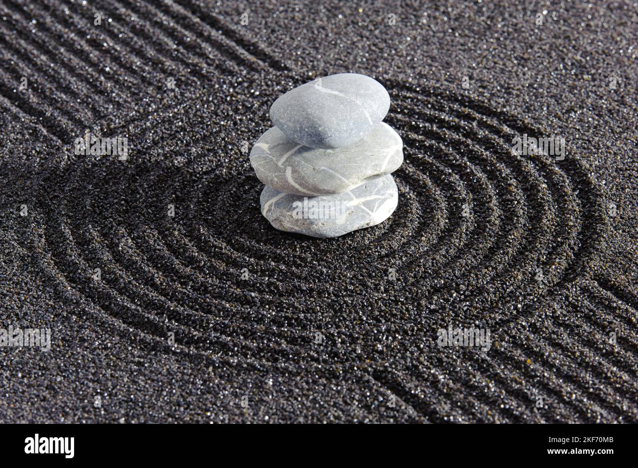textured sand and stone in Japanese zen garden Stock Photo - Alamy