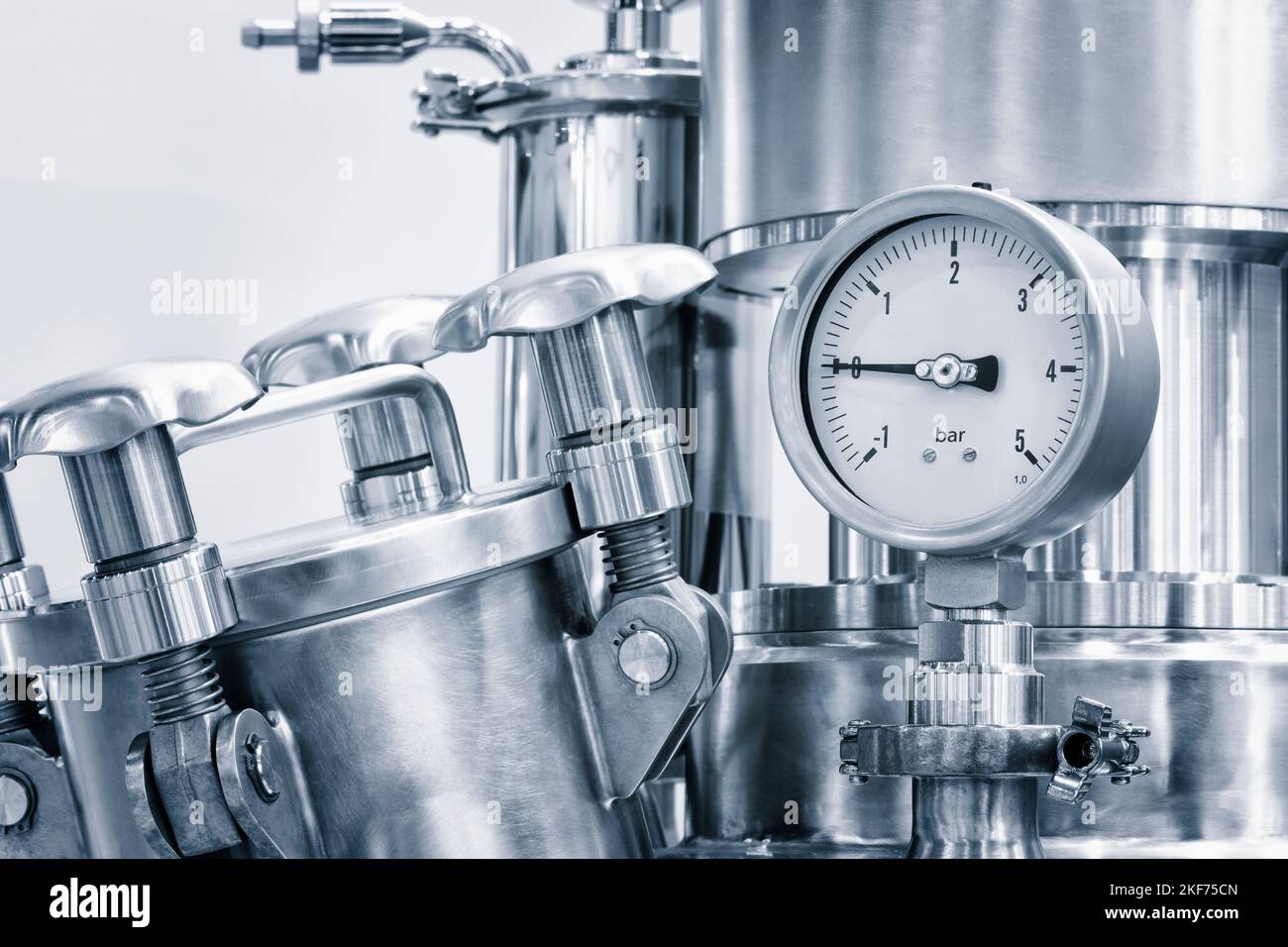 Chemical laboratory equipment, equipment for medical experiments ...