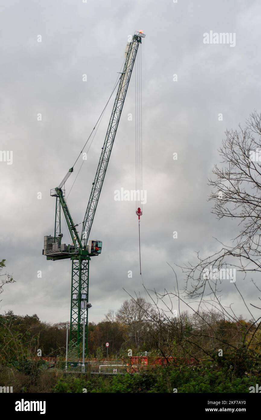 Harefield, UK. 16th November, 2022. The HS2 construction site at Broadwater Lake in Harefield ...