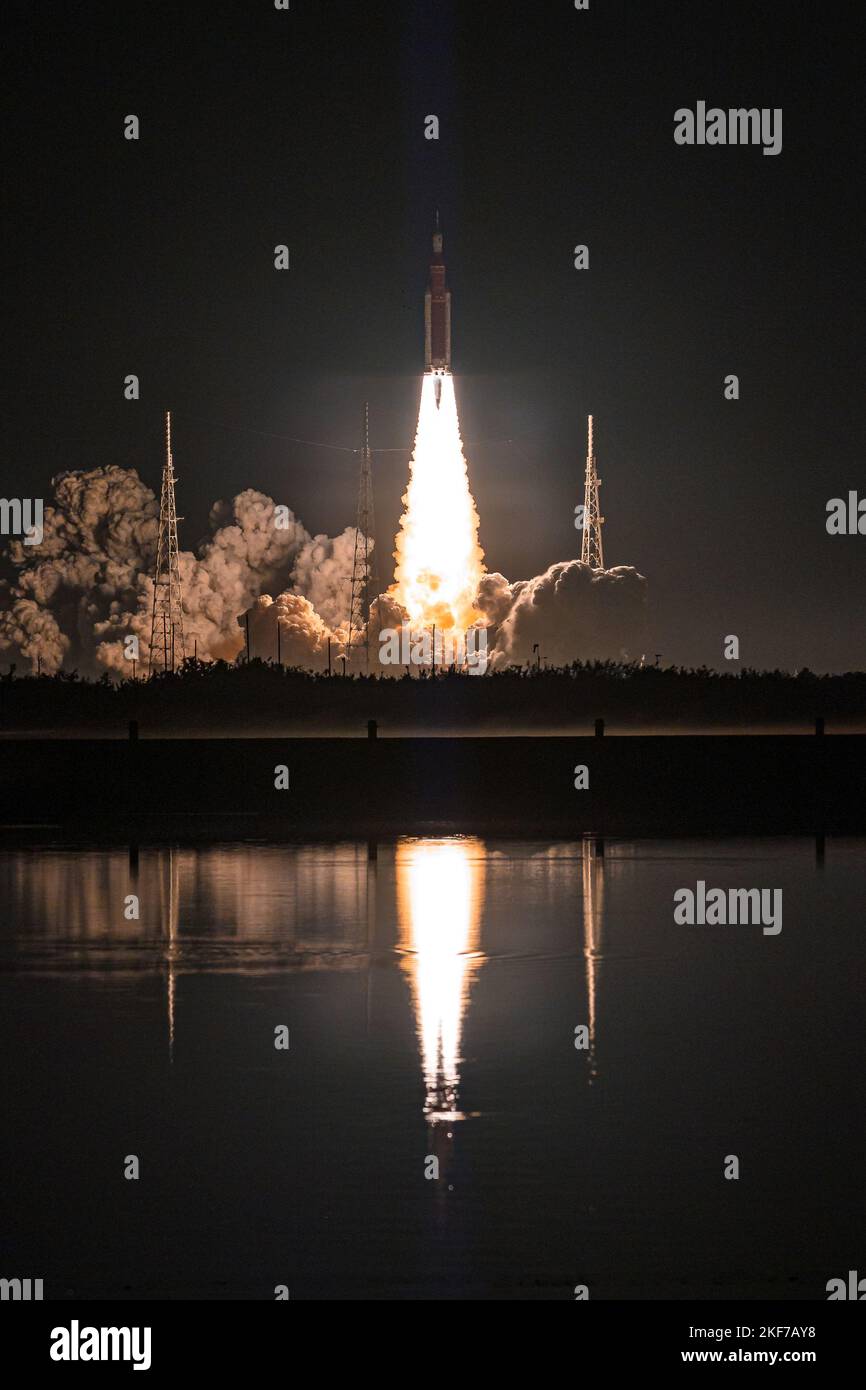 USA. 16th Nov, 2022. NASA's Space Launch System rocket lifts off for ...