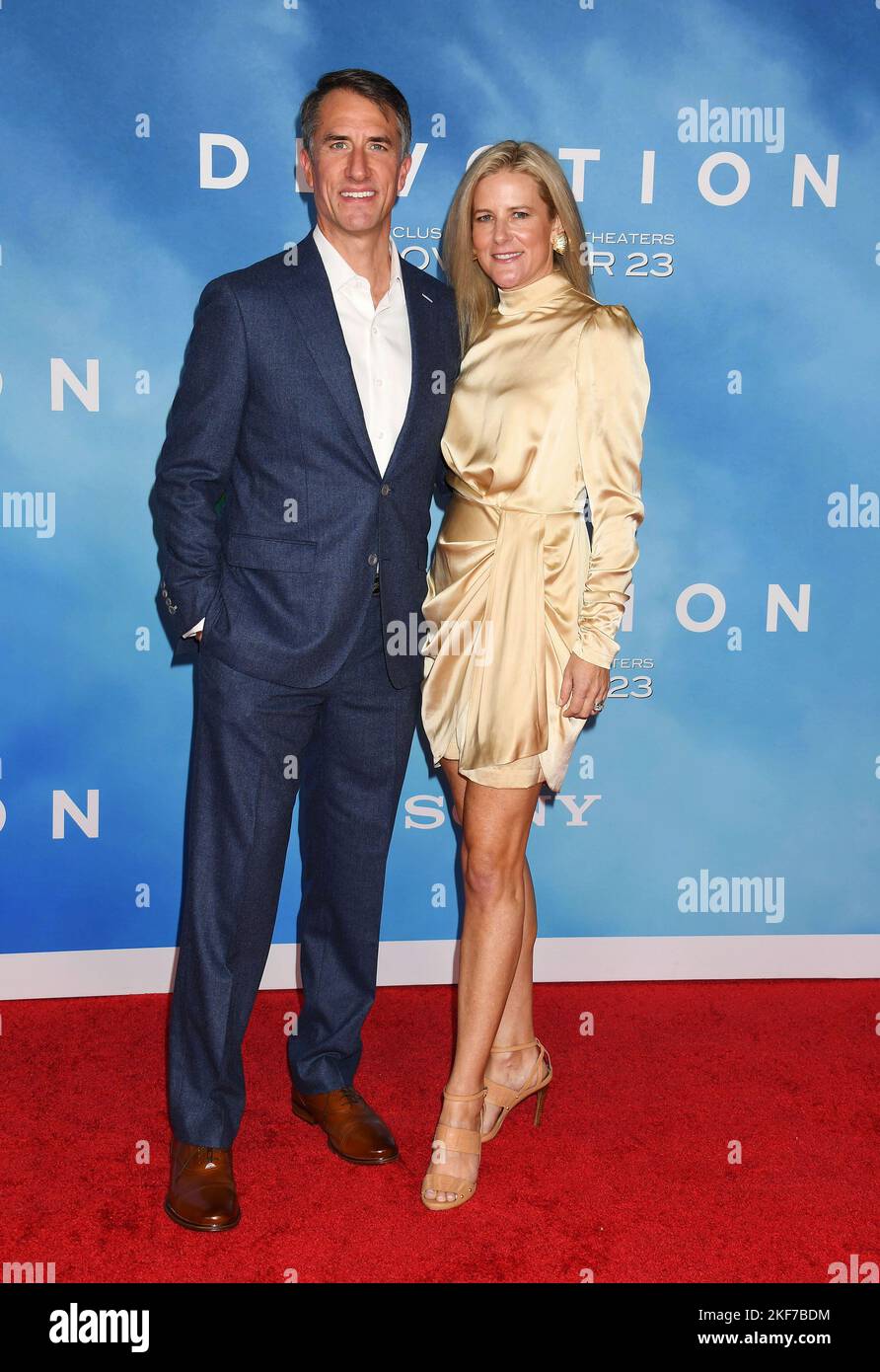 LOS ANGELES, CALIFORNIA - NOVEMBER 15: Tom Hudner (L) and wife attend ...
