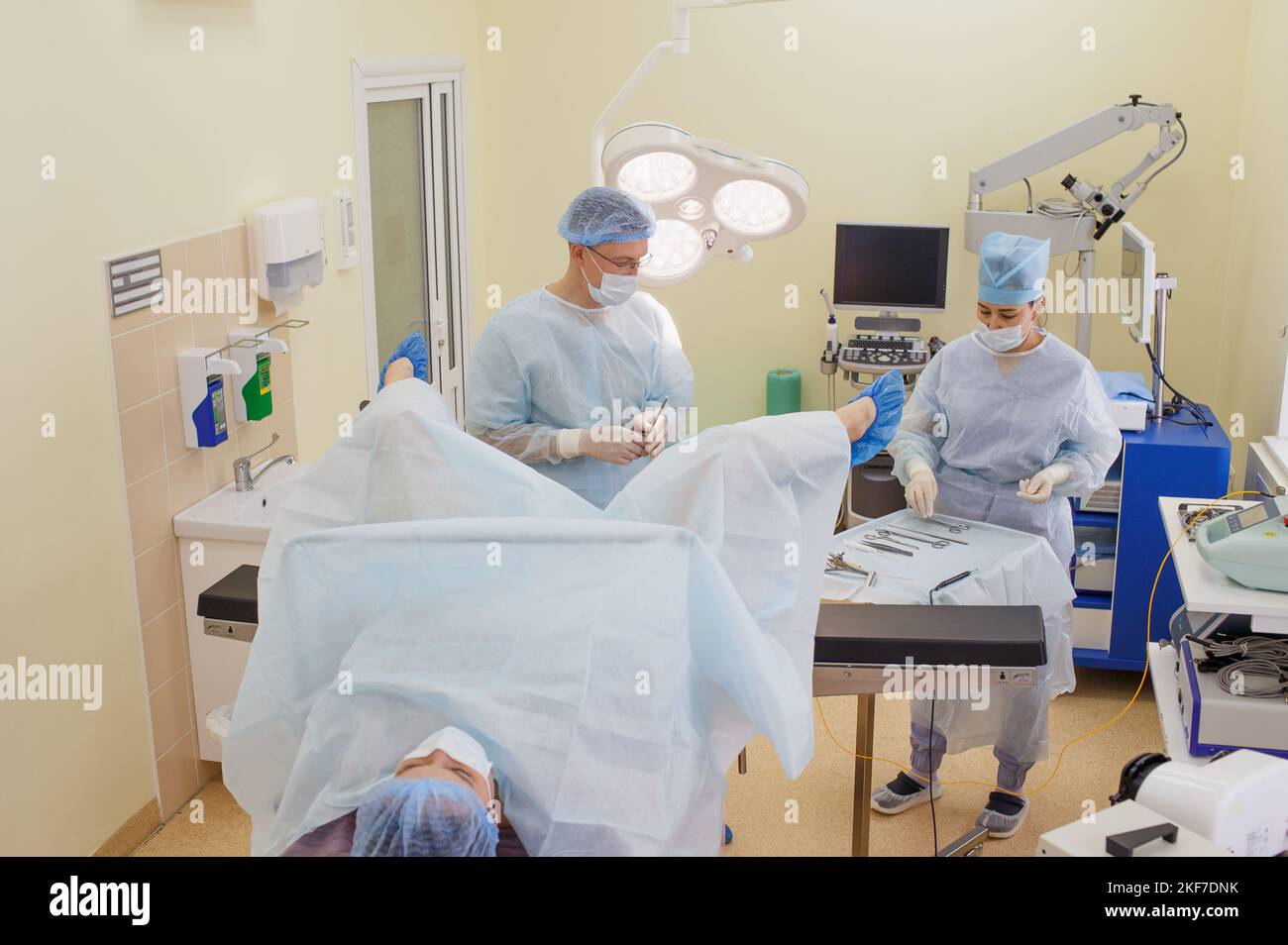 Endoscope camera examines hi-res stock photography and images - Alamy