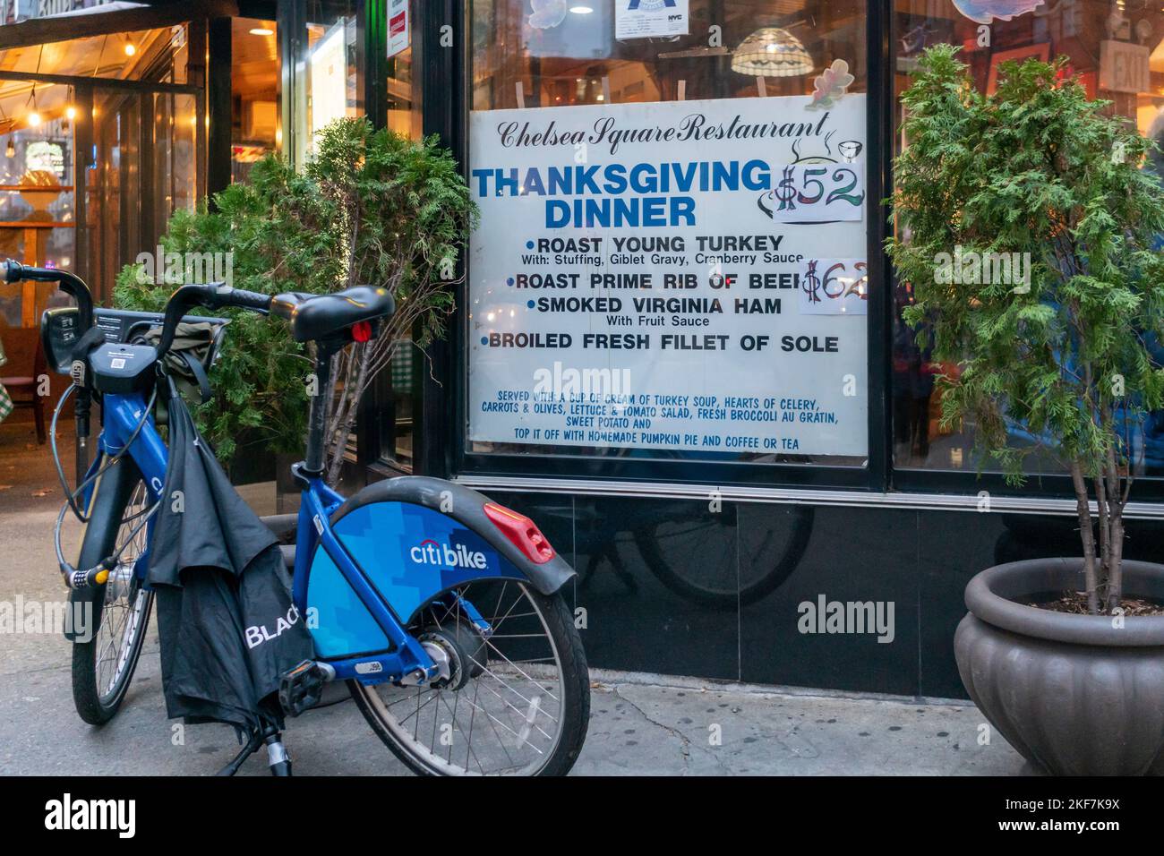 The Chelsea Square Restaurant in New York advertises their Thanksgiving ...