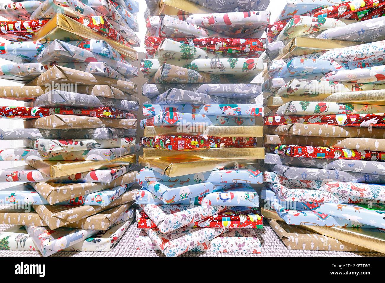 Rows of stacked christmas presents hi-res stock photography and images ...