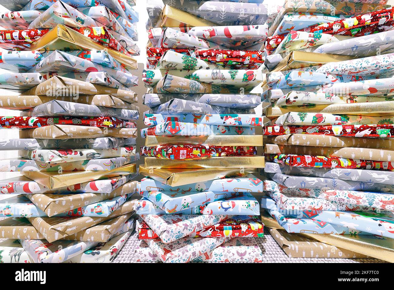 Rows of stacked gifts hi-res stock photography and images - Alamy