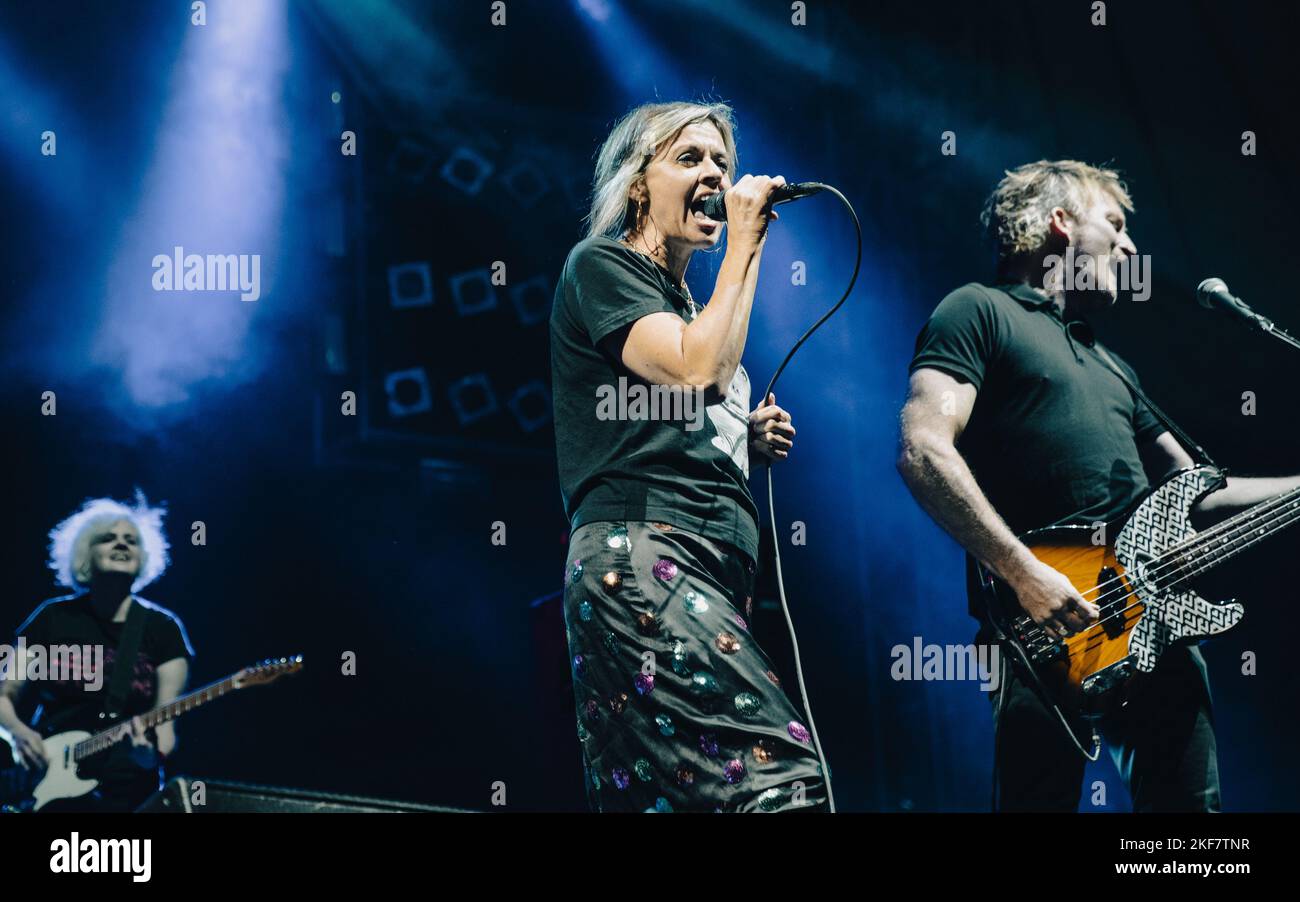 Sleeper performing at Shiiine On Weekender 2022. Butlins, Minehead, UK ...