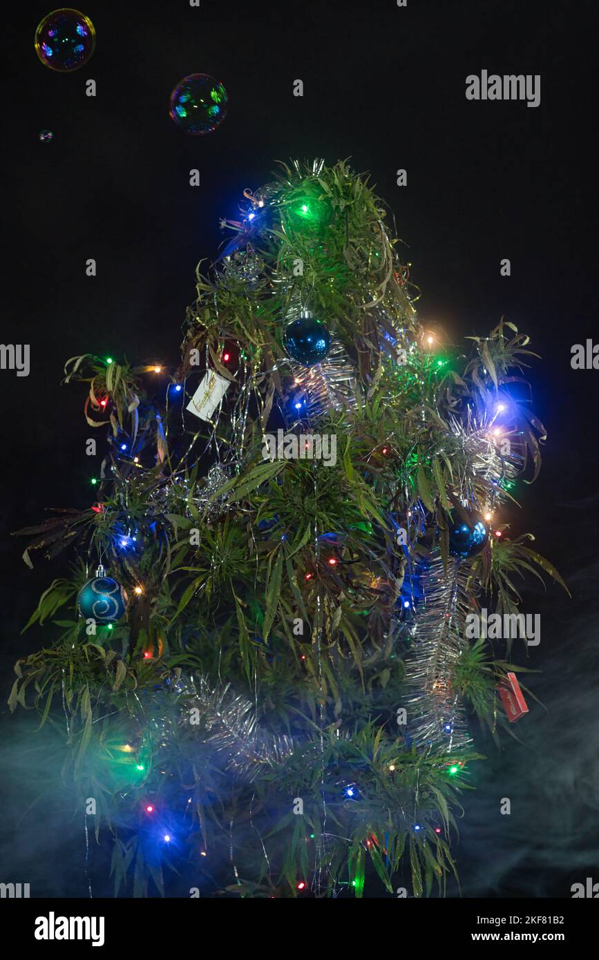 cannabis Christmas tree, hemp christmas, weed christmas tree, copy ...