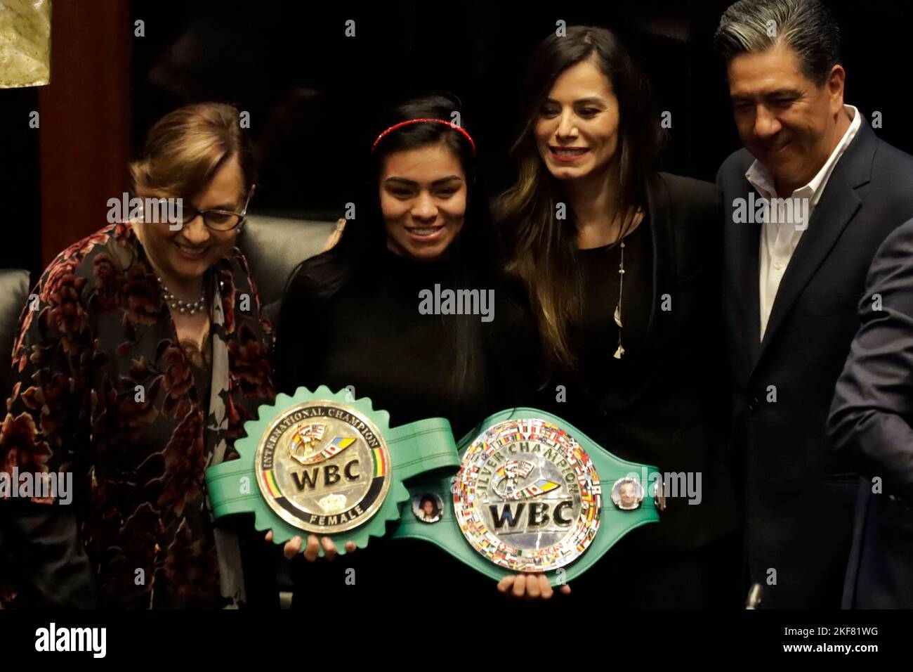 Mexico City, Mexico. 16th Nov, 2022. Senators Martha Lucia MÃ-cher ...