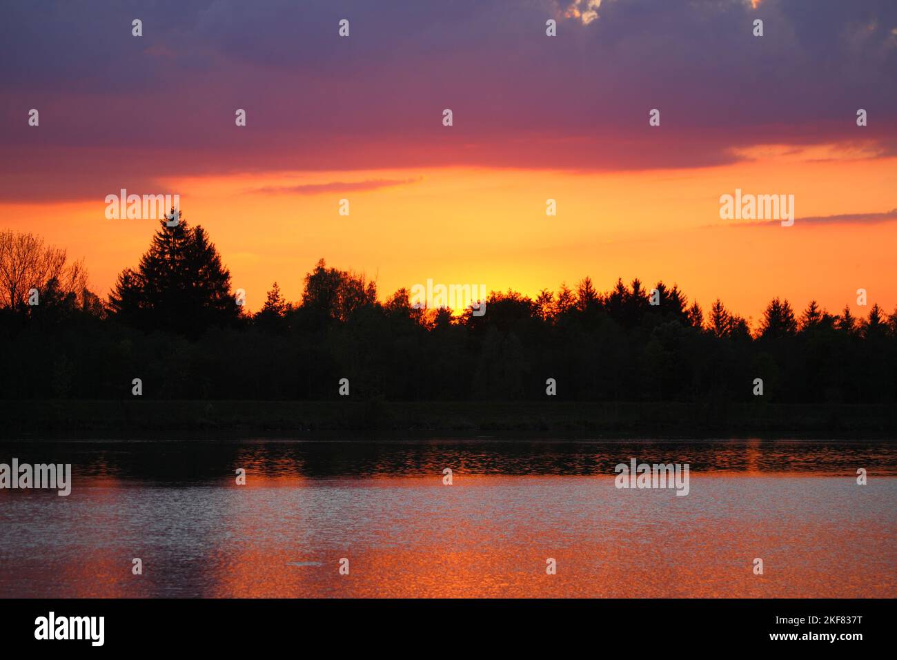 Sonnenuntergang am Lech - Bayern / Sundown at River Lech - Bavaria ...