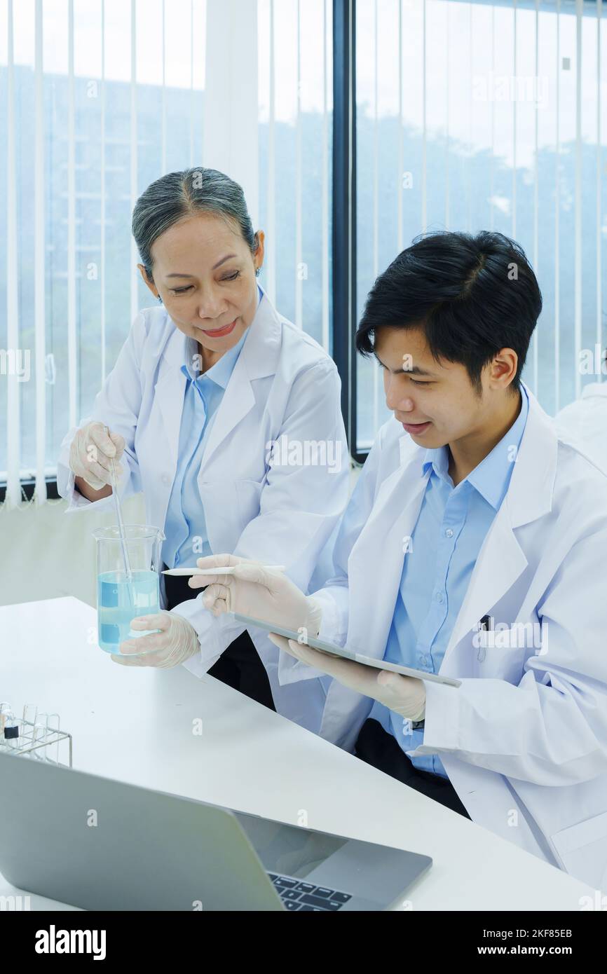 medical research laboratories, scientists Failed research concept Stock ...