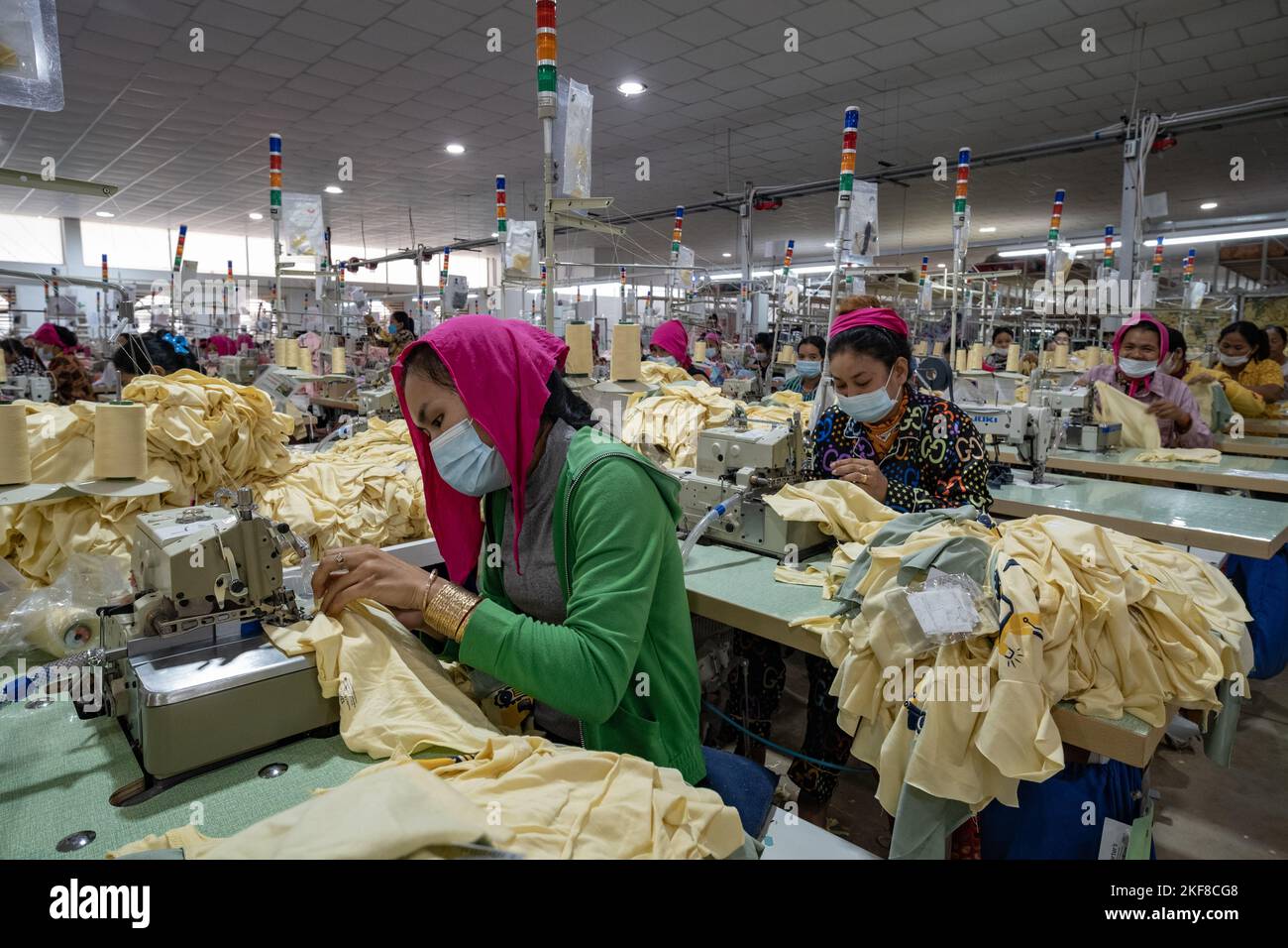 Khmer workers garment hi-res stock photography and images - Alamy