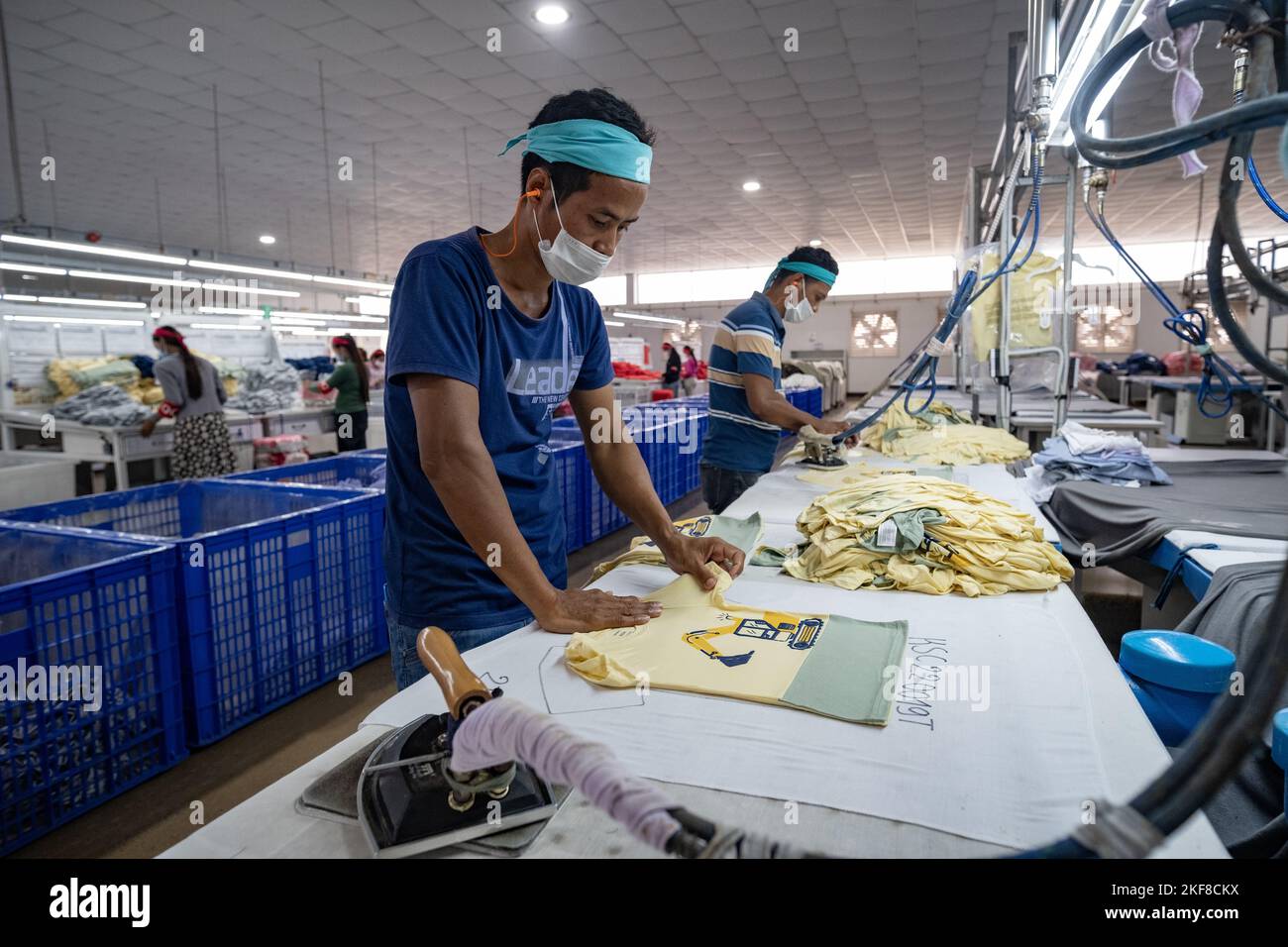 Khmer workers garment hi-res stock photography and images - Alamy