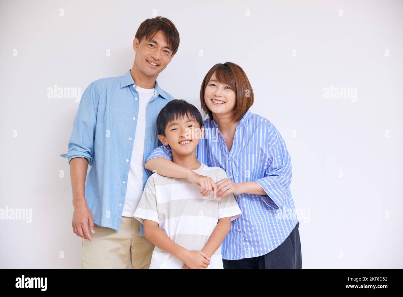 Japanese family at home Stock Photo - Alamy