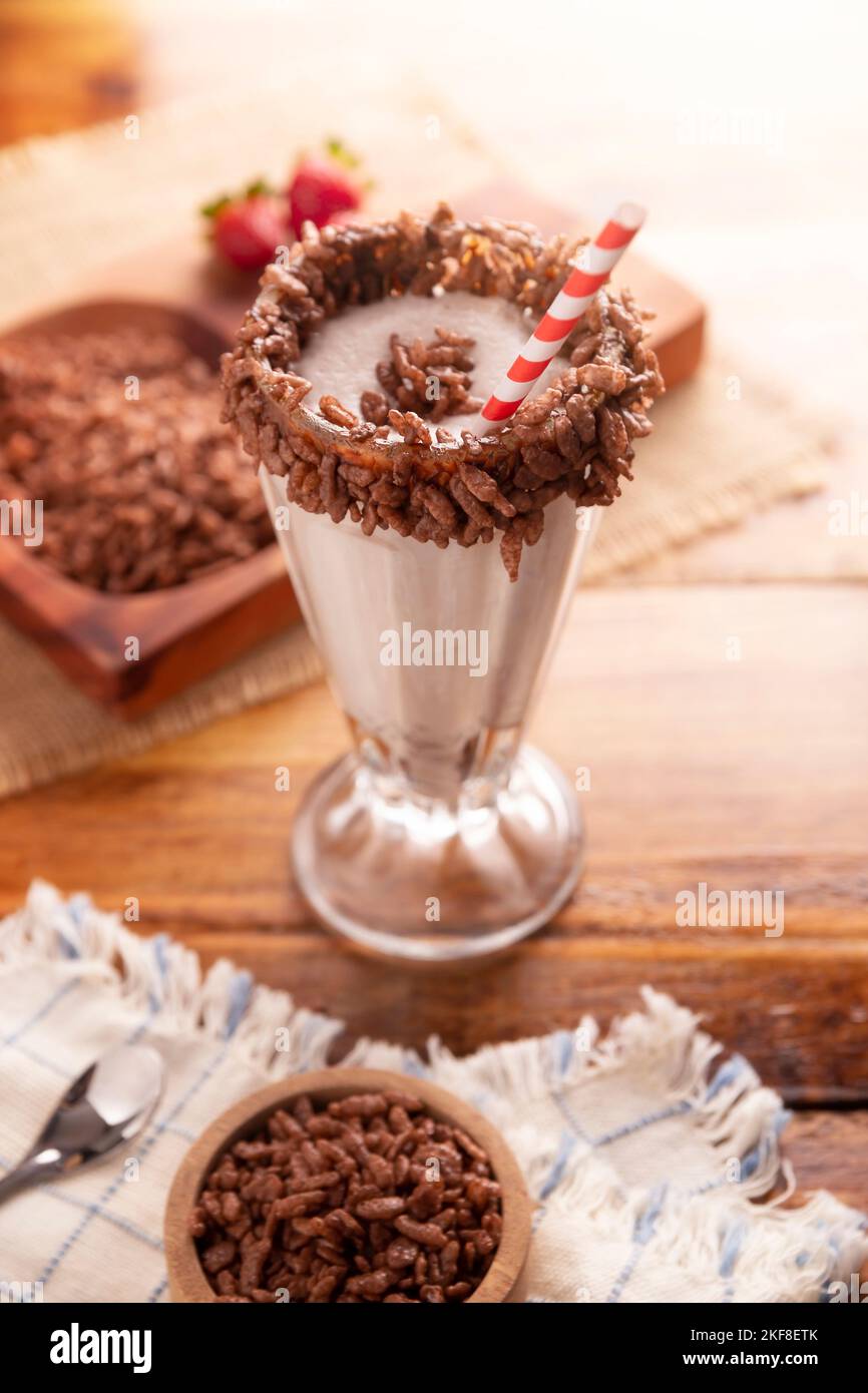 Esquimo. Cold drink made from sweetened, flavored and whipped milk to ...