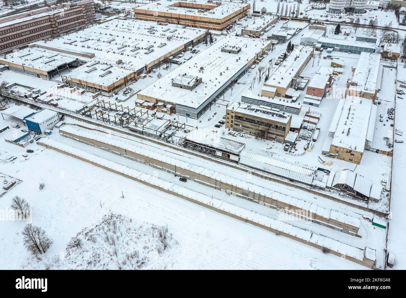 Factory rooftop hi-res stock photography and images - Alamy