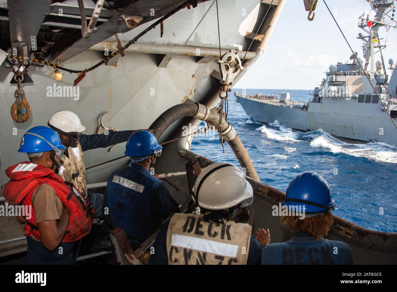 221116-N-BR419-1057 PHILIPPINE SEA (Nov. 16, 2022) Sailors aboard the U ... 221116-N-BR419-1057 PHILIPPINE SEA (Nov. 16, 2022) Sailors aboard the U ...
